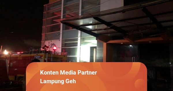 Golden Monkey Spa di Bandar Lampung Kebakaran, Tidak Ada Korban Jiwa | kumparan.com